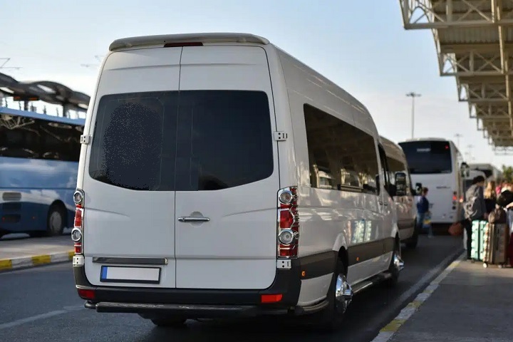 Book Airport transfer bus in Dubai and UAE